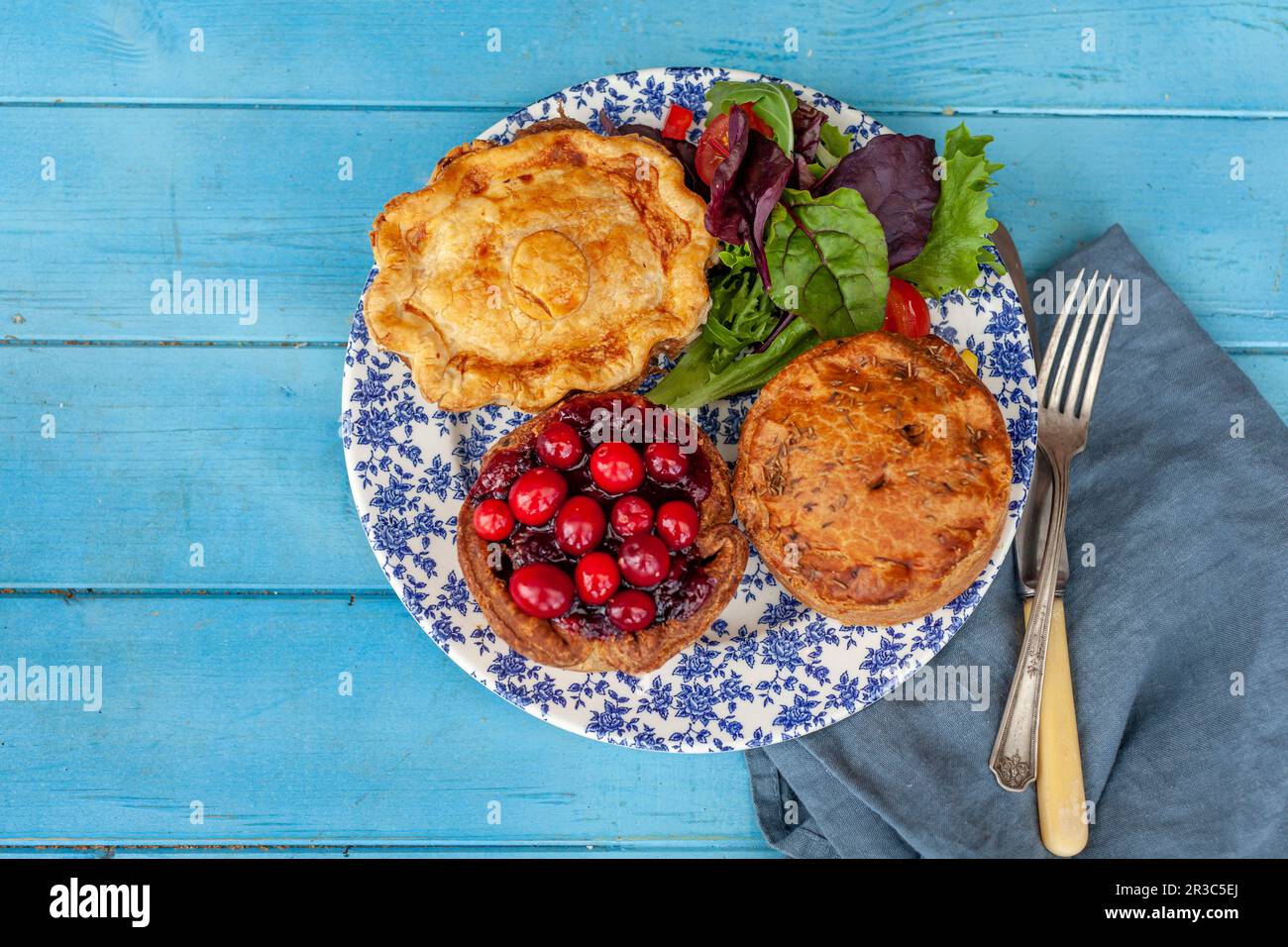 Savoury pies hi-res stock photography and images - Alamy