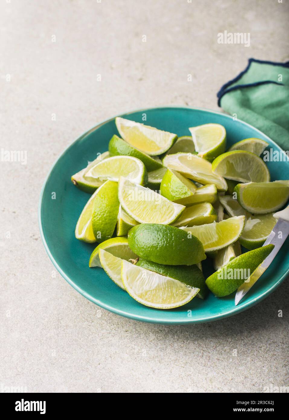 Lime wedges hi-res stock photography and images - Alamy