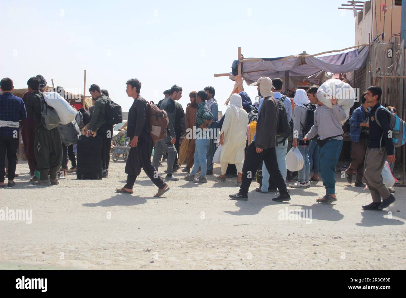 Nimroz, Afghanistan. 23rd May, 2023. Afghan refugees wait to return at ...