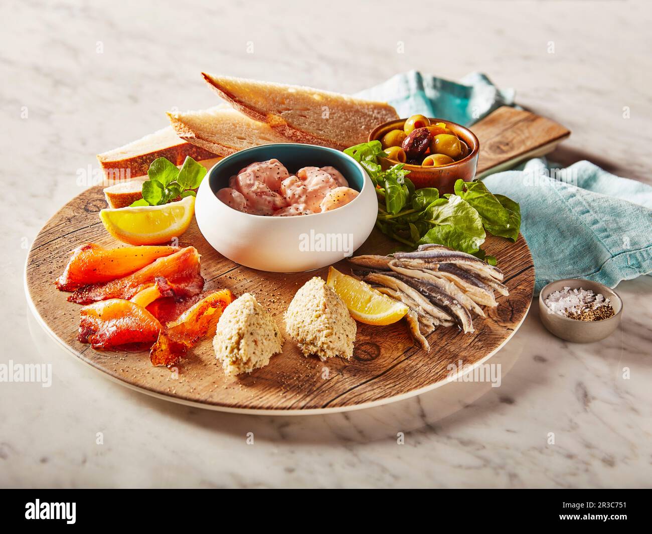 Seafood platter studio hi-res stock photography and images - Alamy