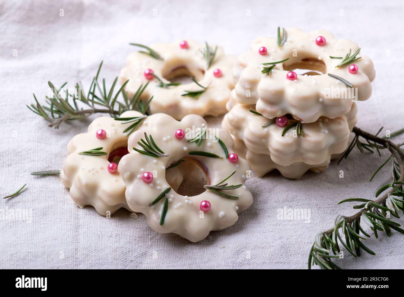 Christmas wreath Cookies filled with jam, coated with white rice milk ...