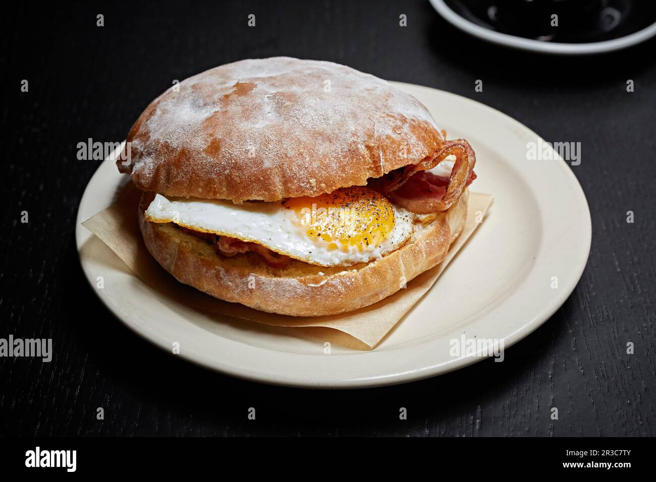 Egg and bacon breakfast bap Stock Photo - Alamy