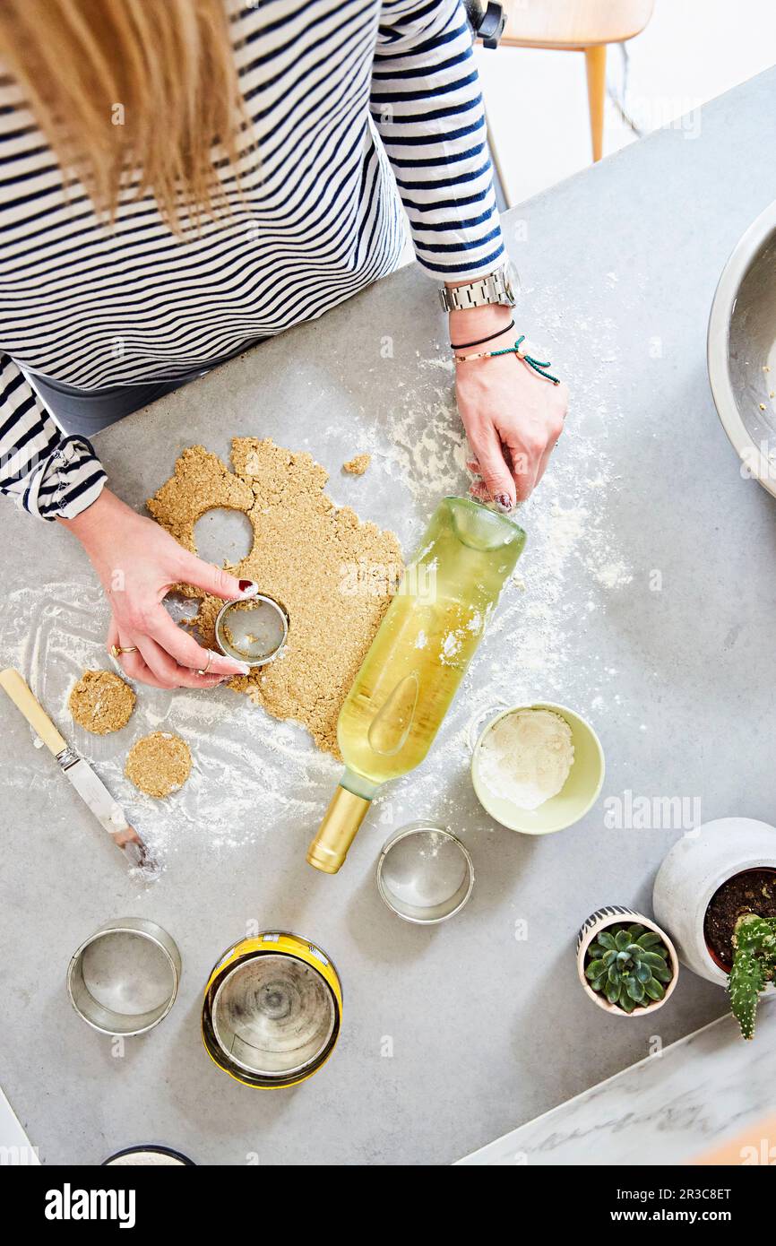 Where biscuits are made hi-res stock photography and images - Alamy