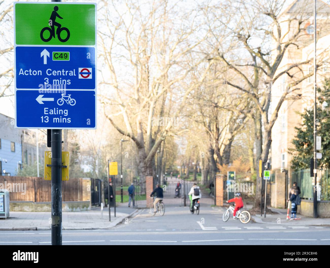 Cycleway C49 from Chiswick to Acton. Mansell Road, junction with The ...
