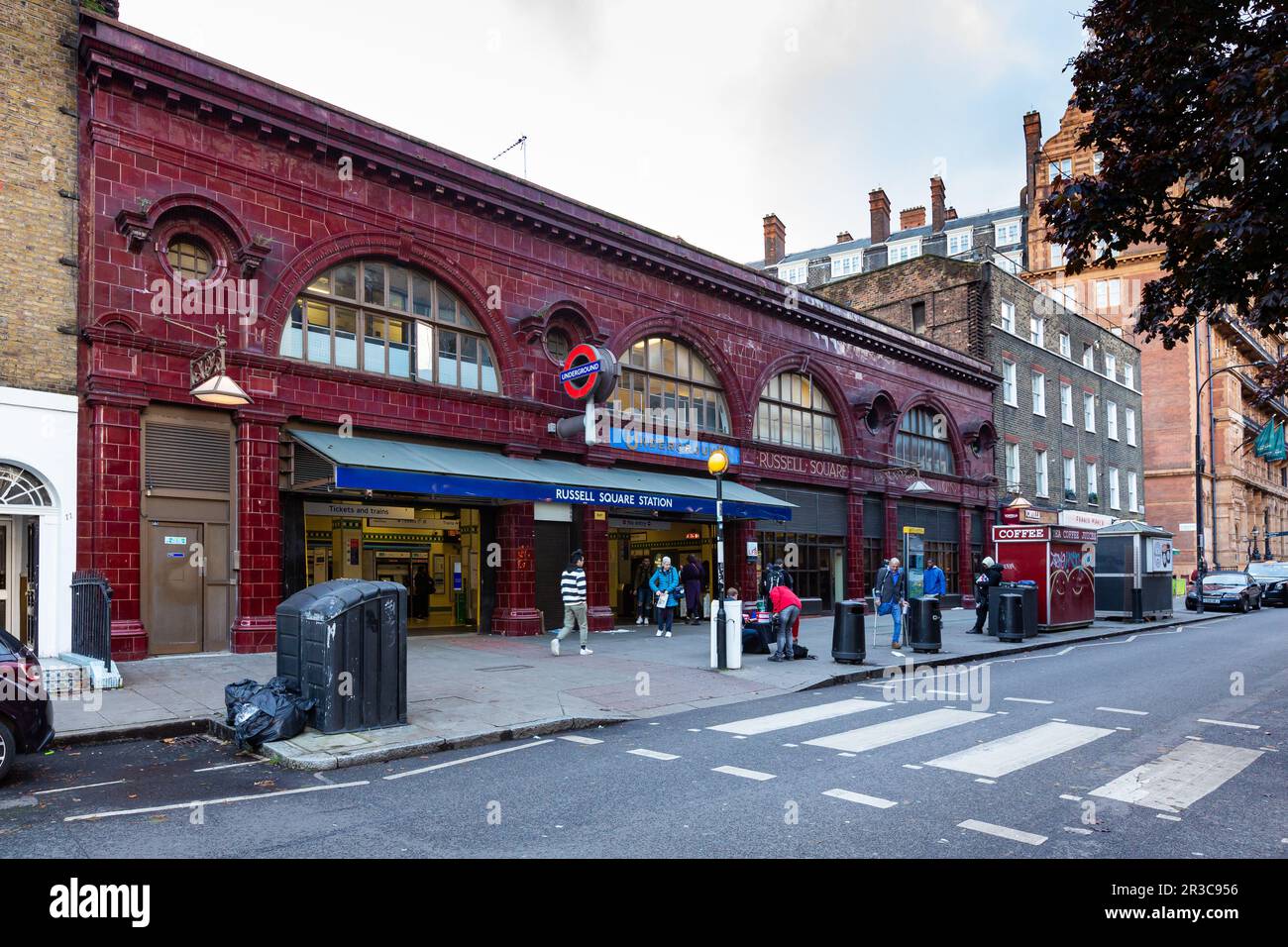 Russell Square Station Building Stock Photo - Alamy