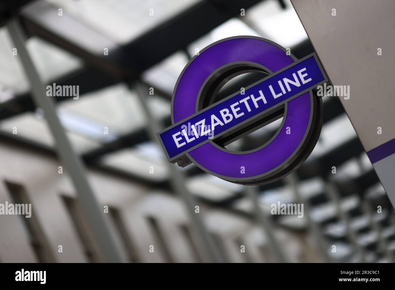 General views of people travelling on the Elizabeth line Stock Photo ...