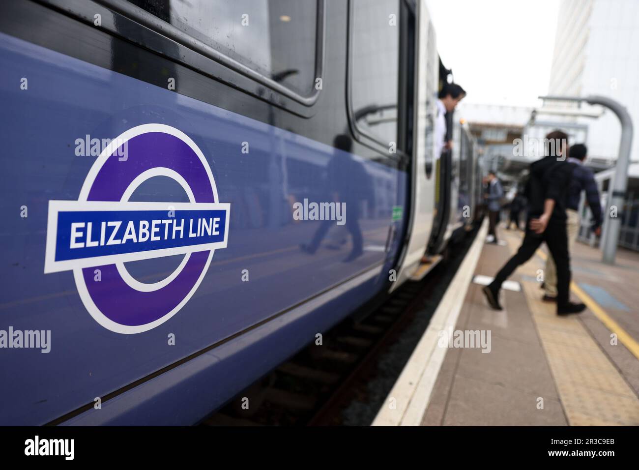 General views of people travelling on the Elizabeth line Stock Photo ...