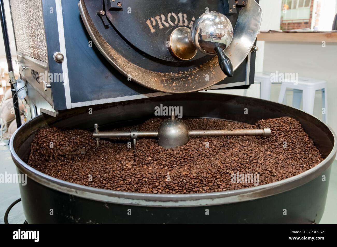 Old school machinery used to roast coffee beans Stock Photo - Alamy