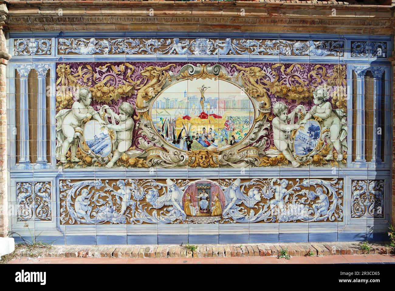 Ceramic tiles in Plaza de Espana, Seville Stock Photo - Alamy