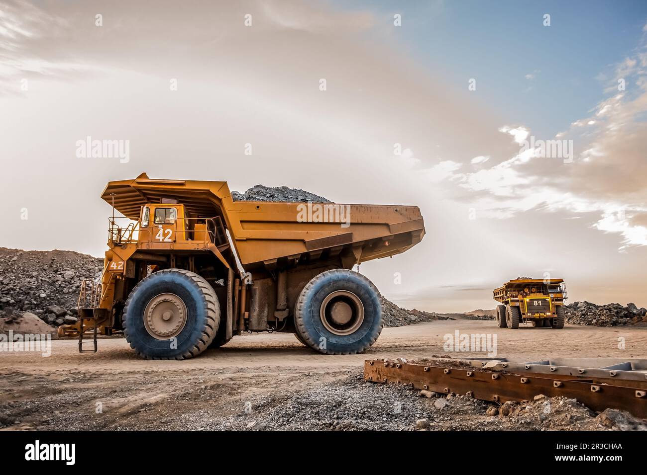 Mining dump trucks hi-res stock photography and images - Alamy