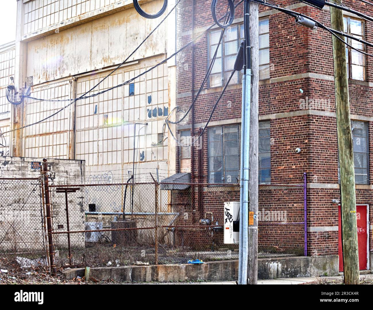 Empty, desolate, factory hi-res stock photography and images - Alamy