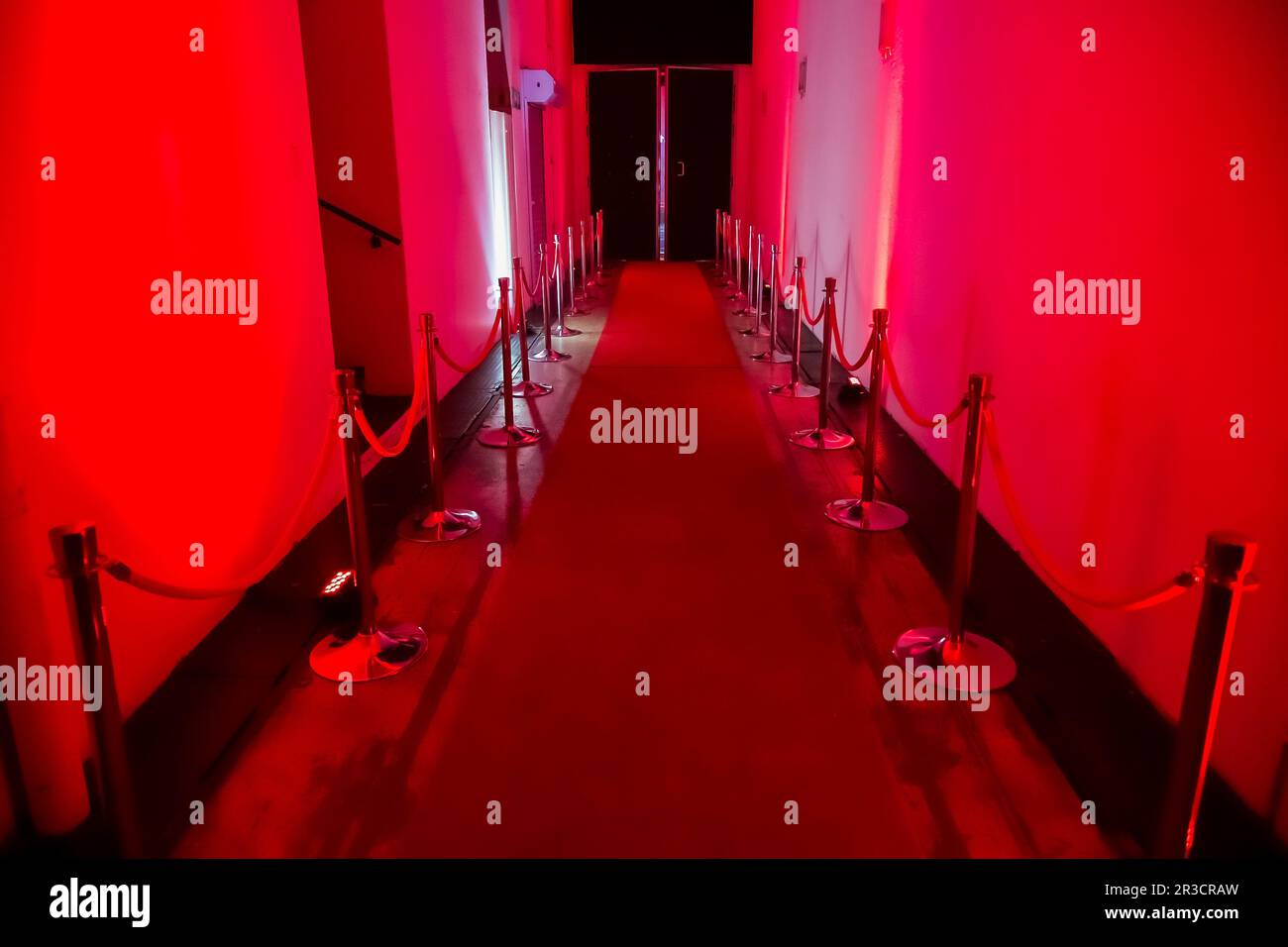 Red club interior hi-res stock photography and images - Alamy