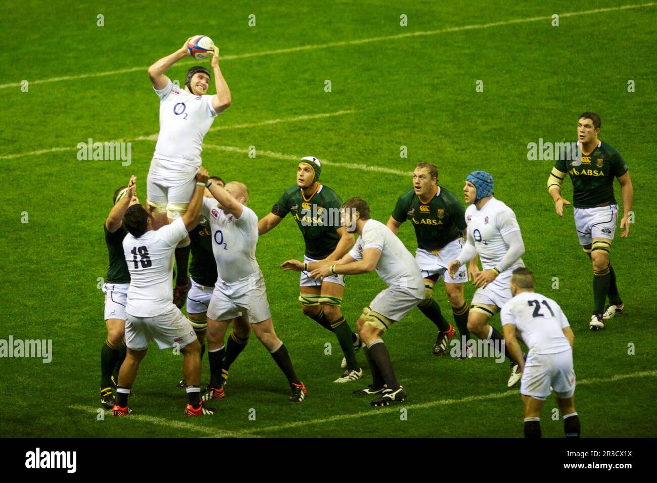 Lineout rugby south africa hi-res stock photography and images - Alamy