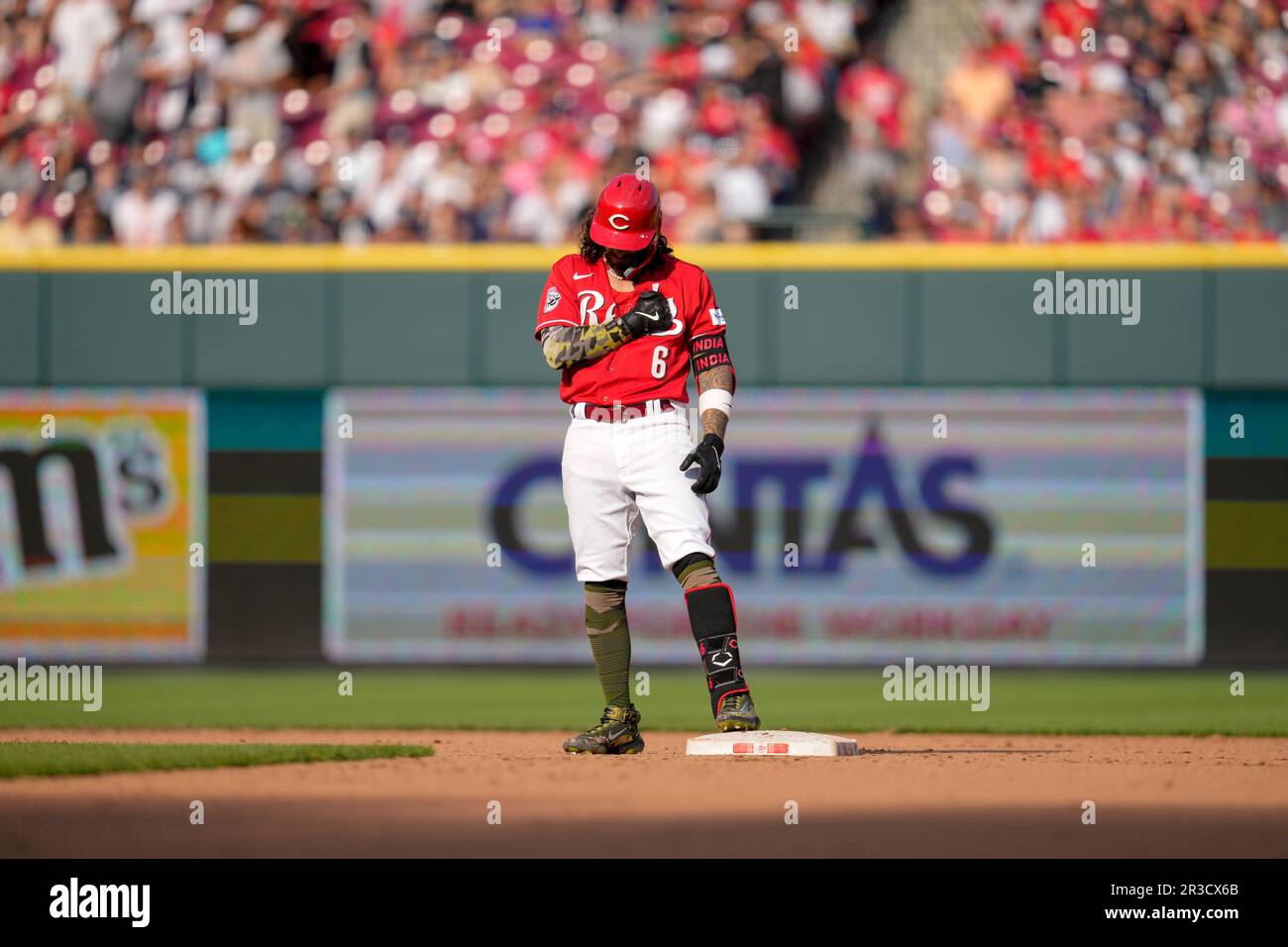 Cincinnati Reds' Jonathan India (6) reacts after hitting a double ...