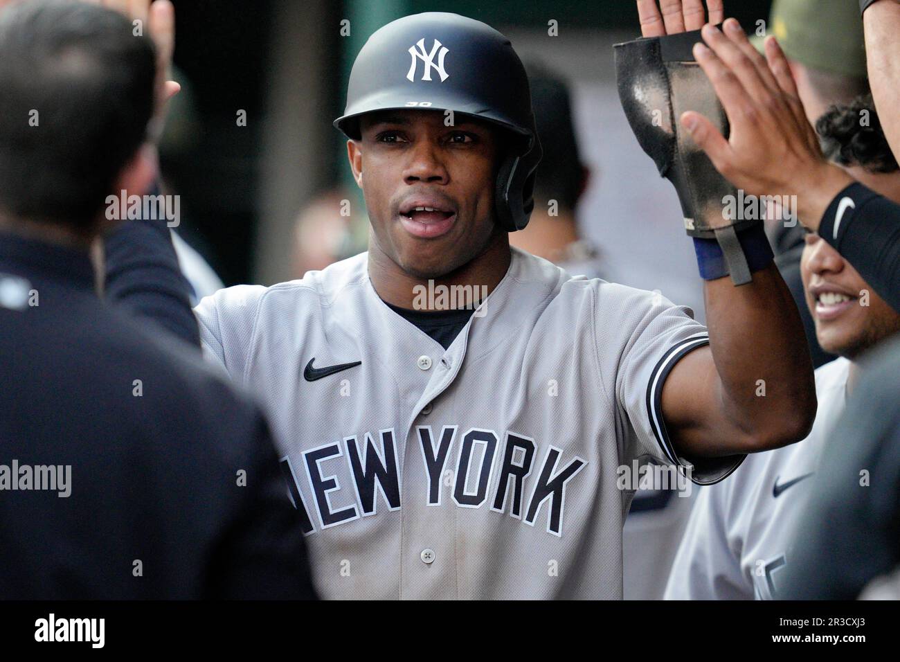 New York Yankees Greg Allen, center, celebrates with teammates after ...