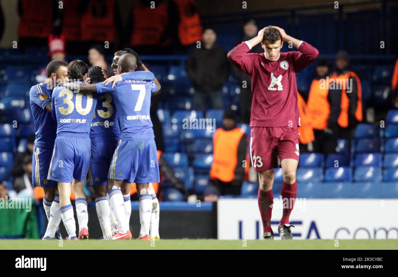 Chelsea's Victor Moses celebrates scoring his sides second goal with ...