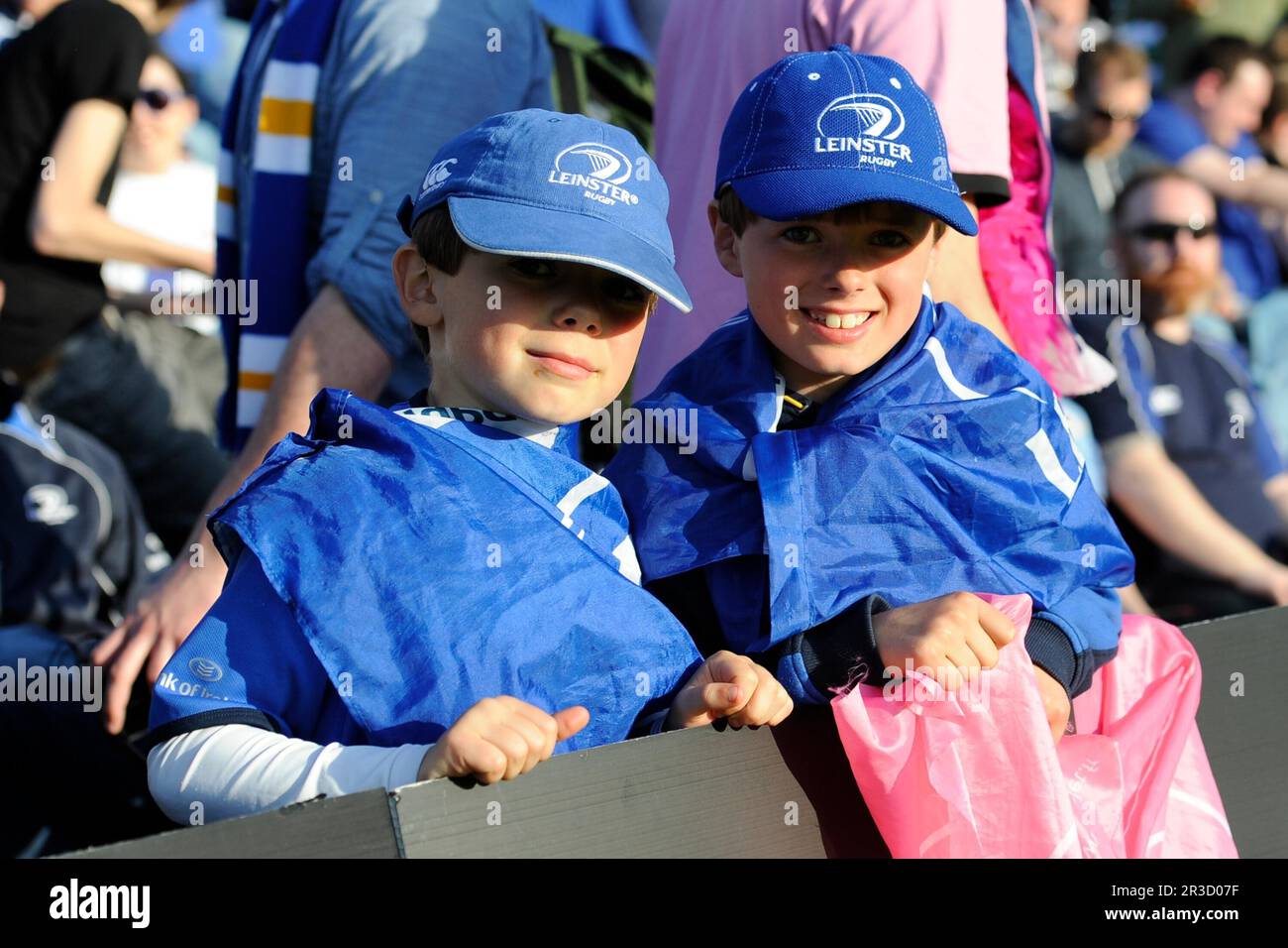 Young Leinster fans during the Amlin Challenge Cup Final between ...