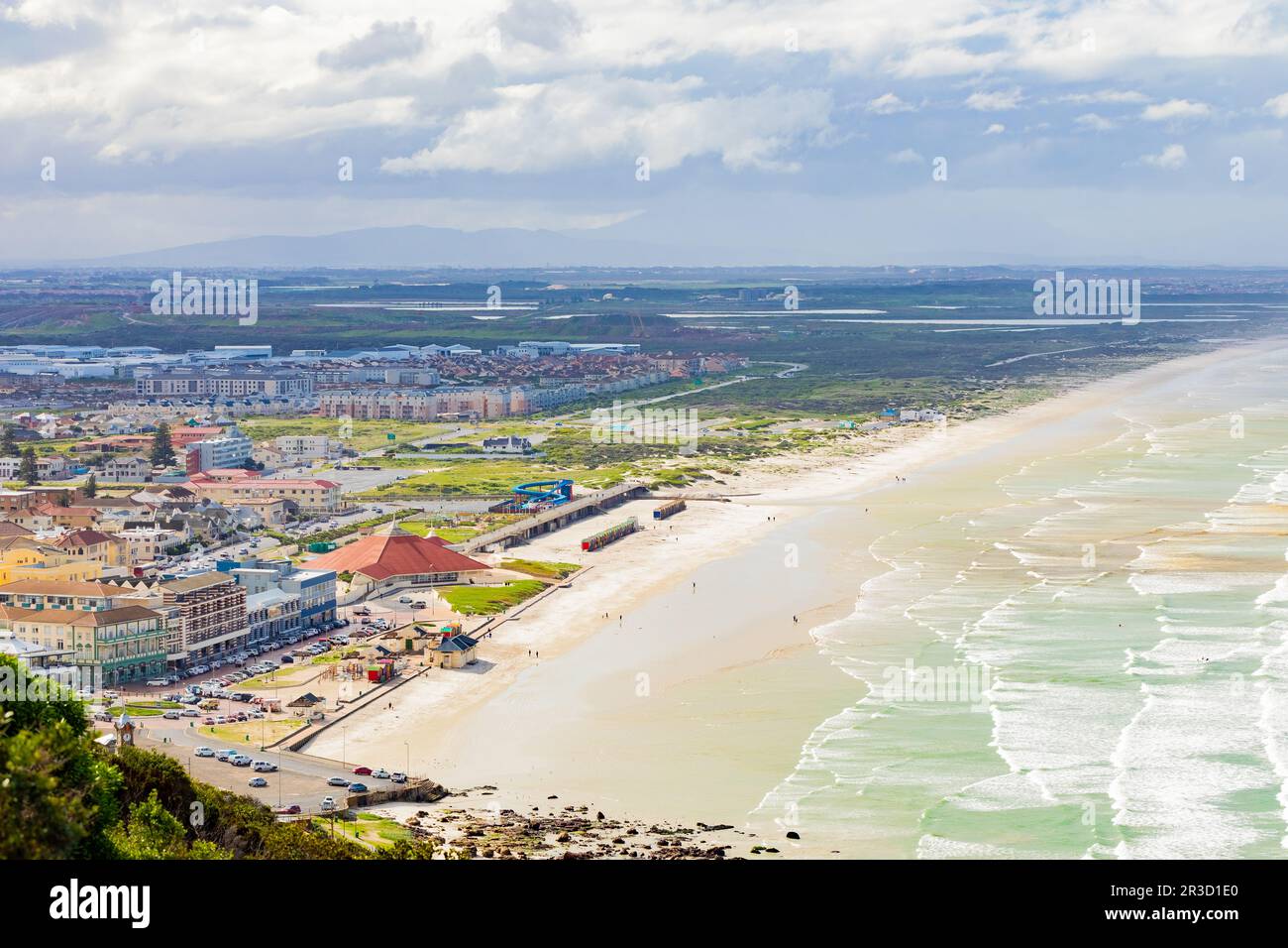 False bay beach hi-res stock photography and images - Alamy