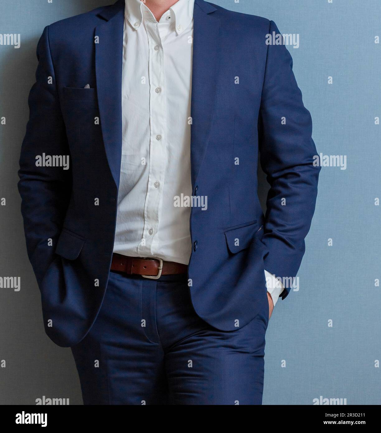 Smart suit hi-res stock photography and images - Alamy