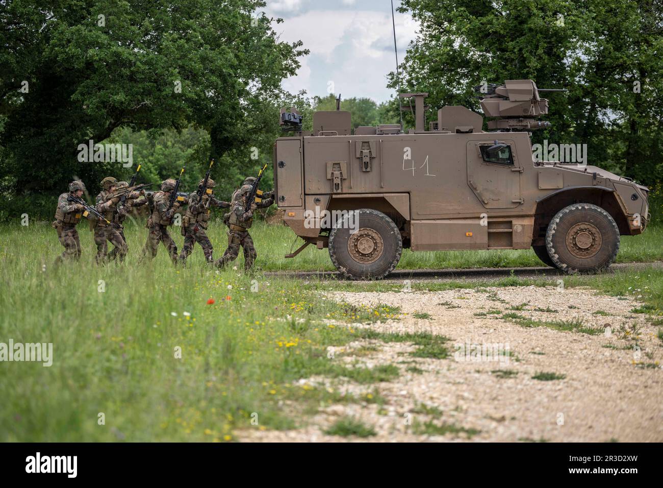 Caylus, France. 23rd May, 2023. Presentation of French VBMR-L "Serval ...