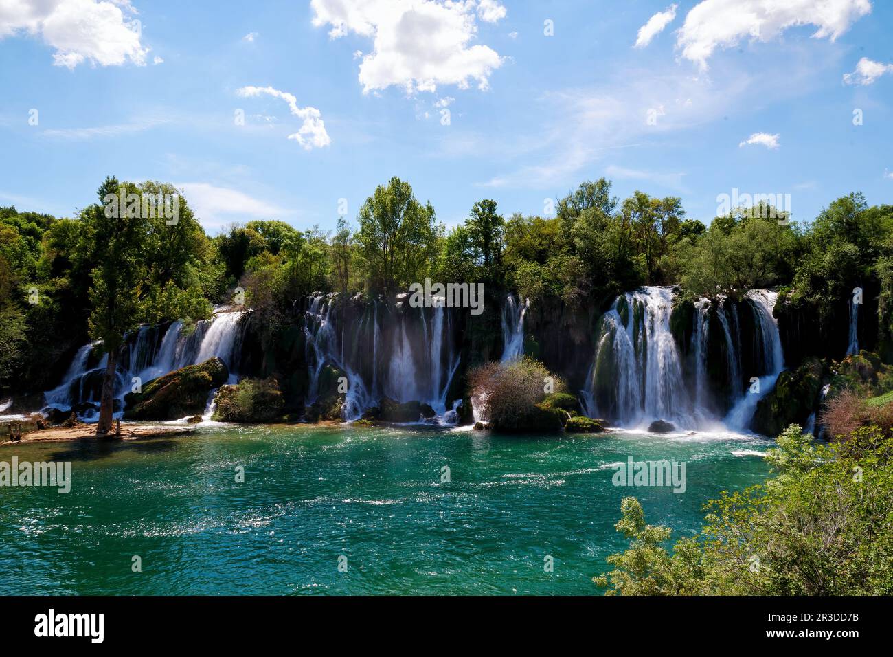 Spring water falling from rock hi-res stock photography and images - Alamy