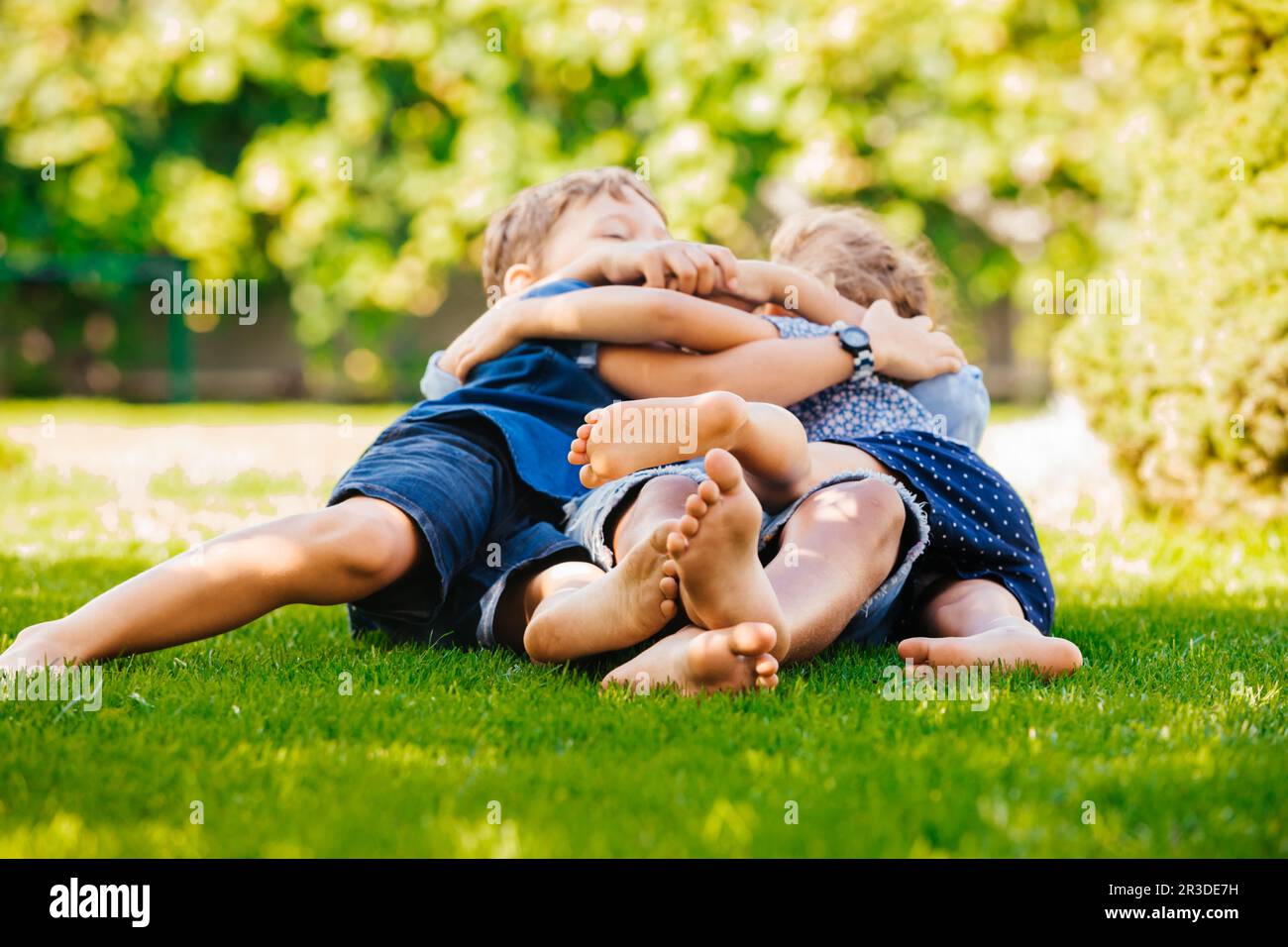 Siblings fun hi-res stock photography and images - Alamy