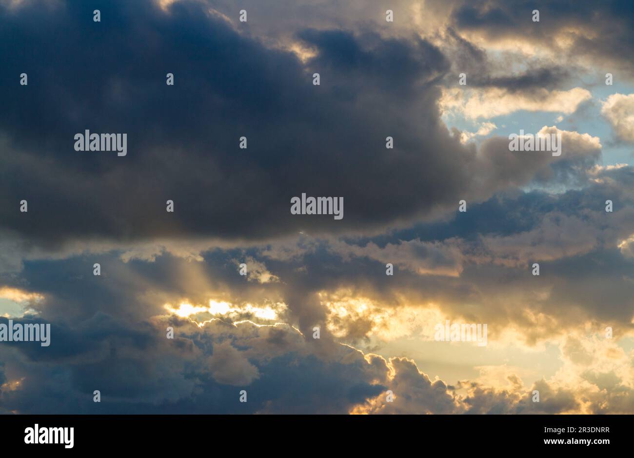 Texture dramatic evening sky Stock Photo - Alamy