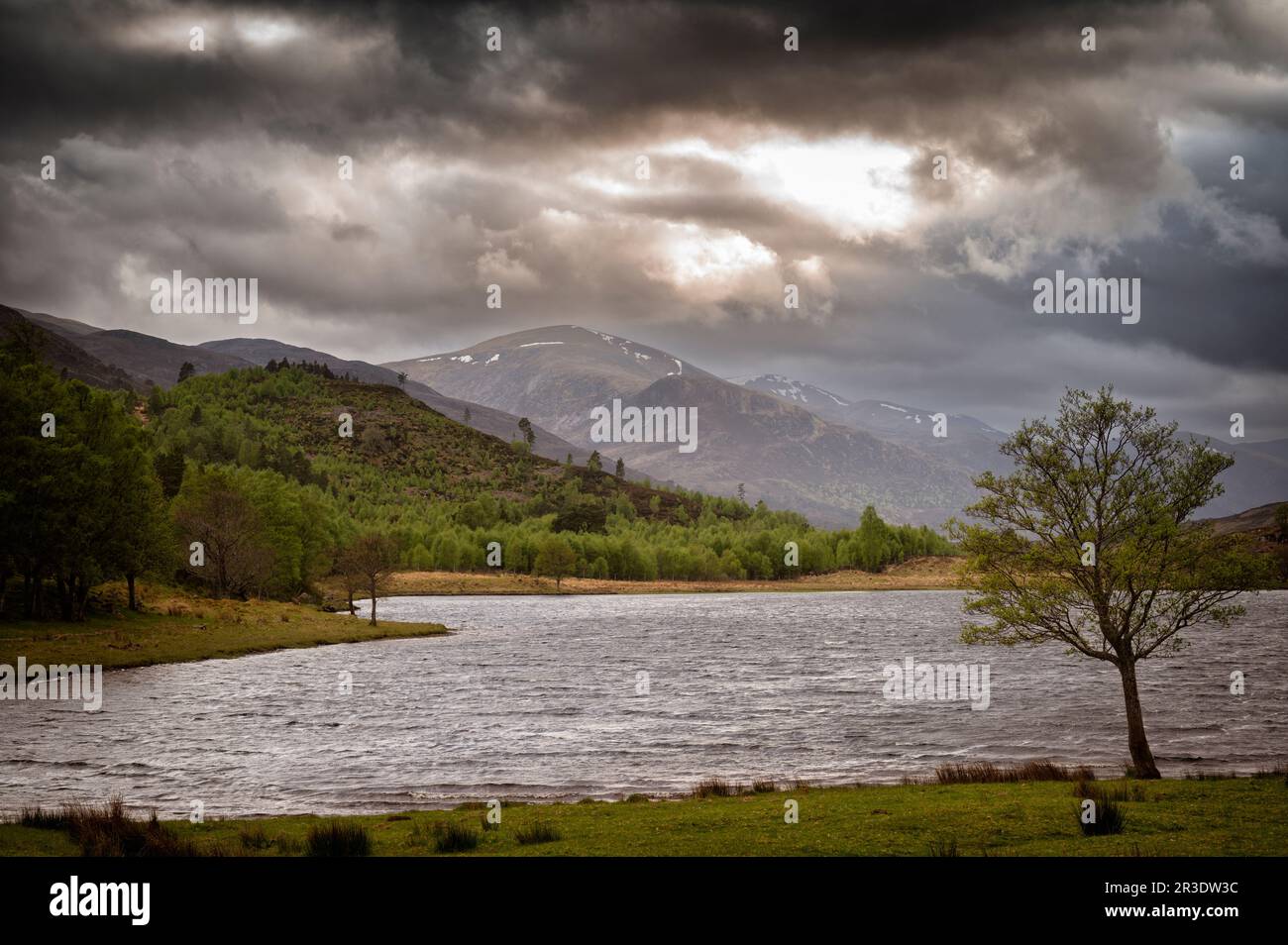 Loch cannich hi-res stock photography and images - Alamy