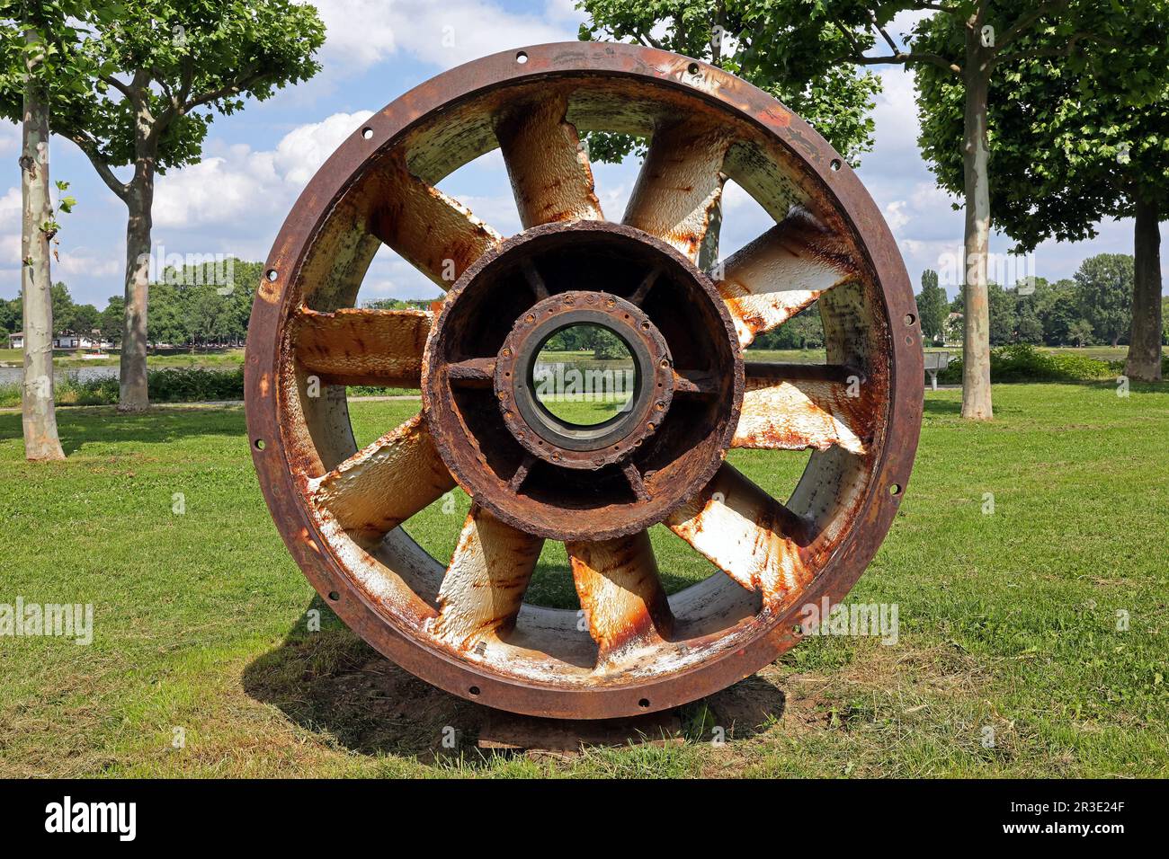 Ship´s screw hi-res stock photography and images - Alamy