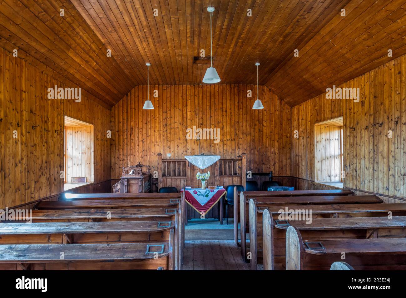 Chapel interiors hi-res stock photography and images - Alamy