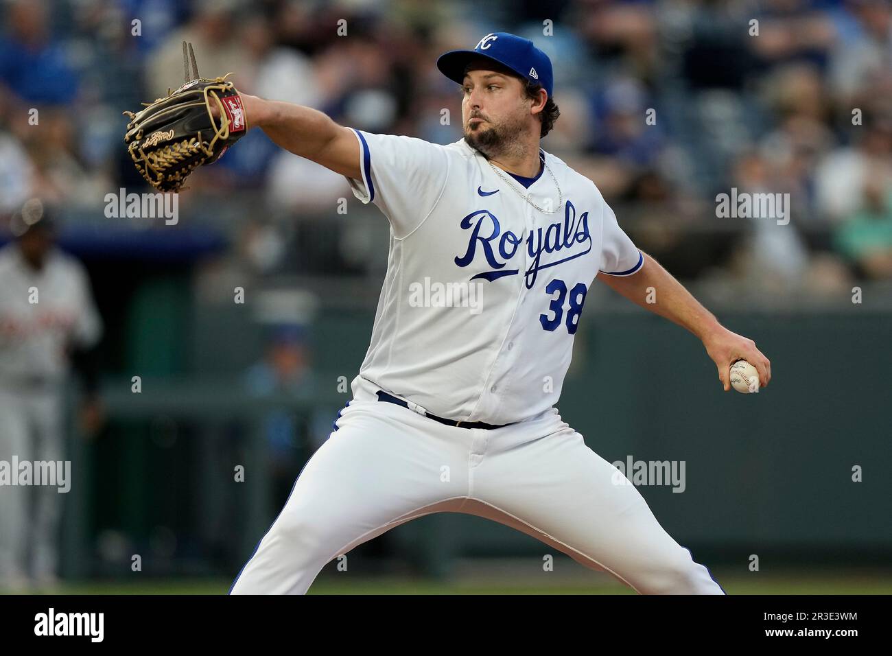 Kansas City Royals relief pitcher Josh Taylor throws during the sixth ...