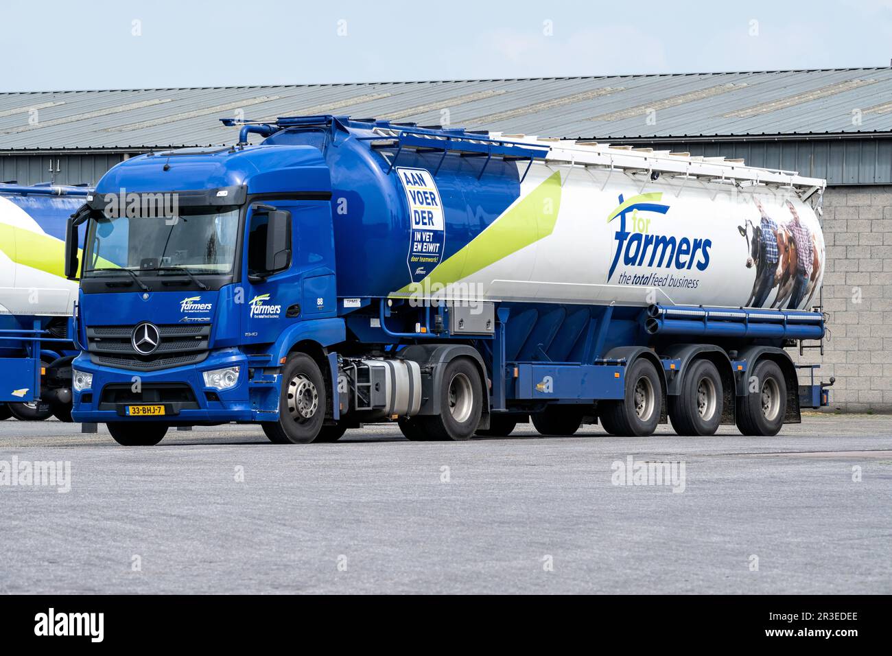 ForFarmers truck with silo trailer at compound feed factory Stock Photo ...