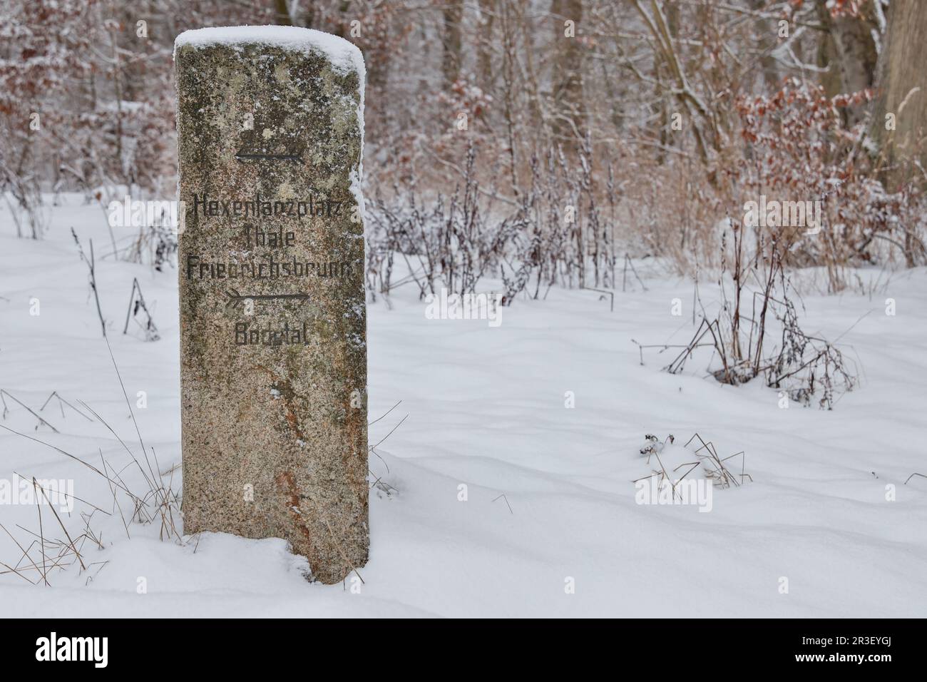Signage hiking trail resin granite stone Stock Photo - Alamy