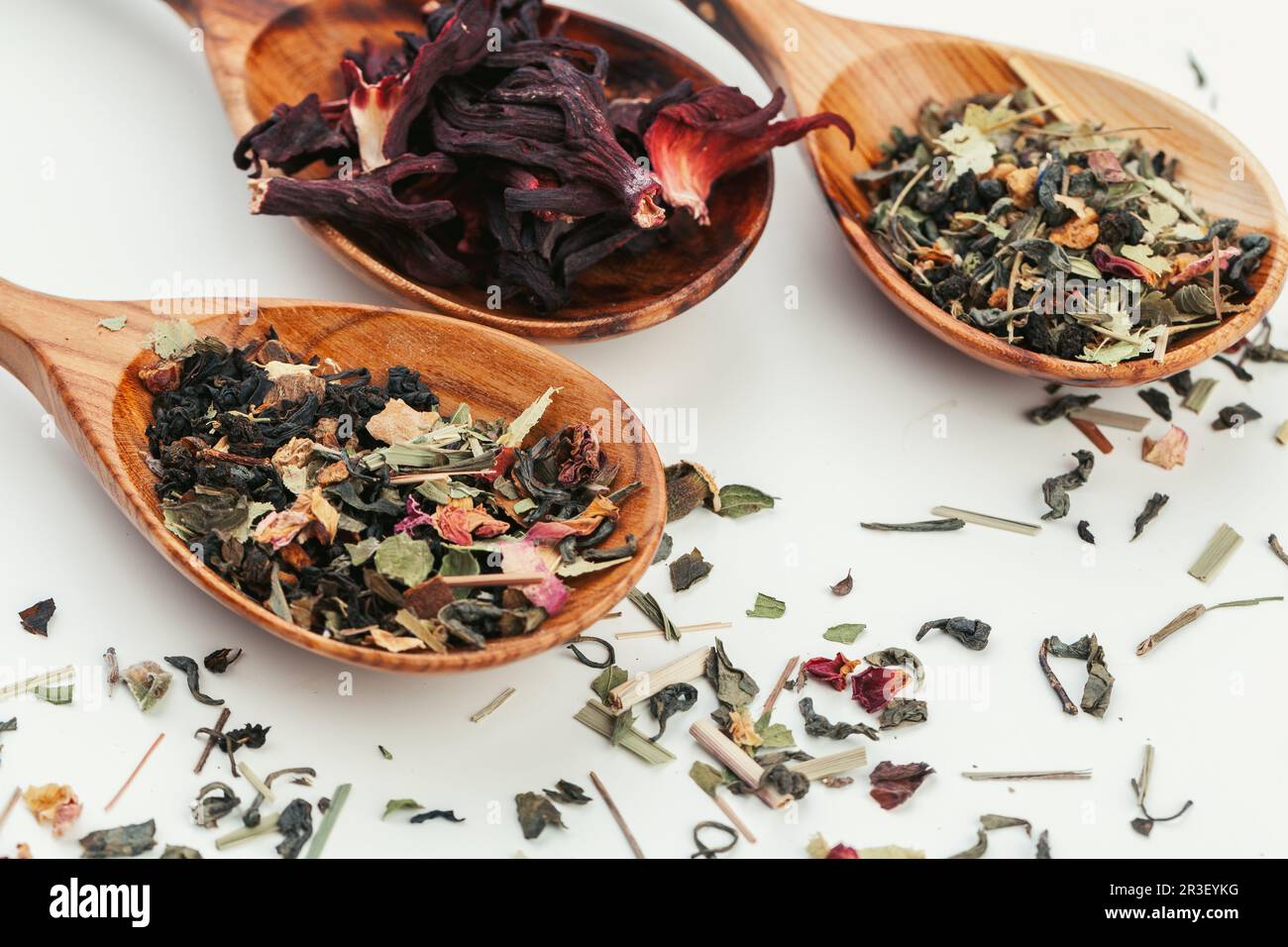 Dried tea heaped teaspoonful on white background, closeup Stock Photo ...