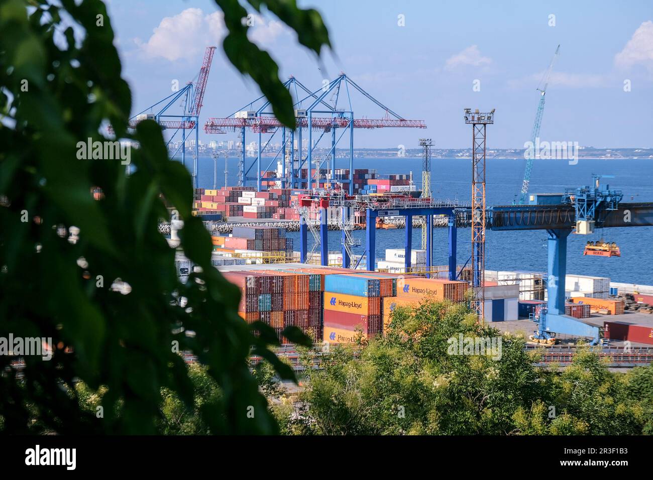 Odessa Ukraine - July 2021: Bulk carrier ship under load of clinker ...