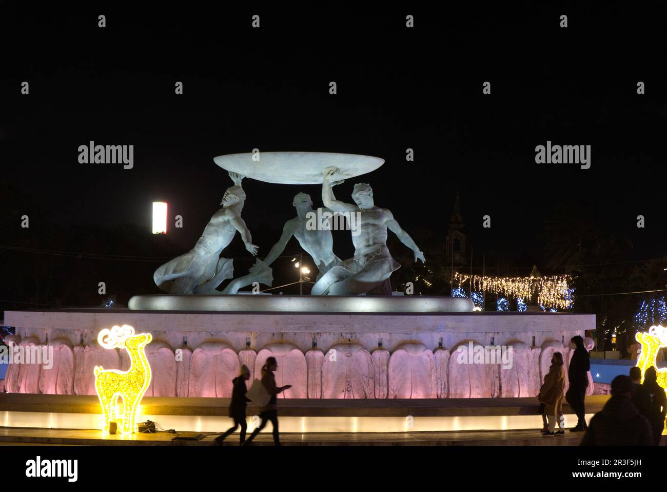 Triton Fountain, Valletta, Mediterranean Sea, island country, Malta ...
