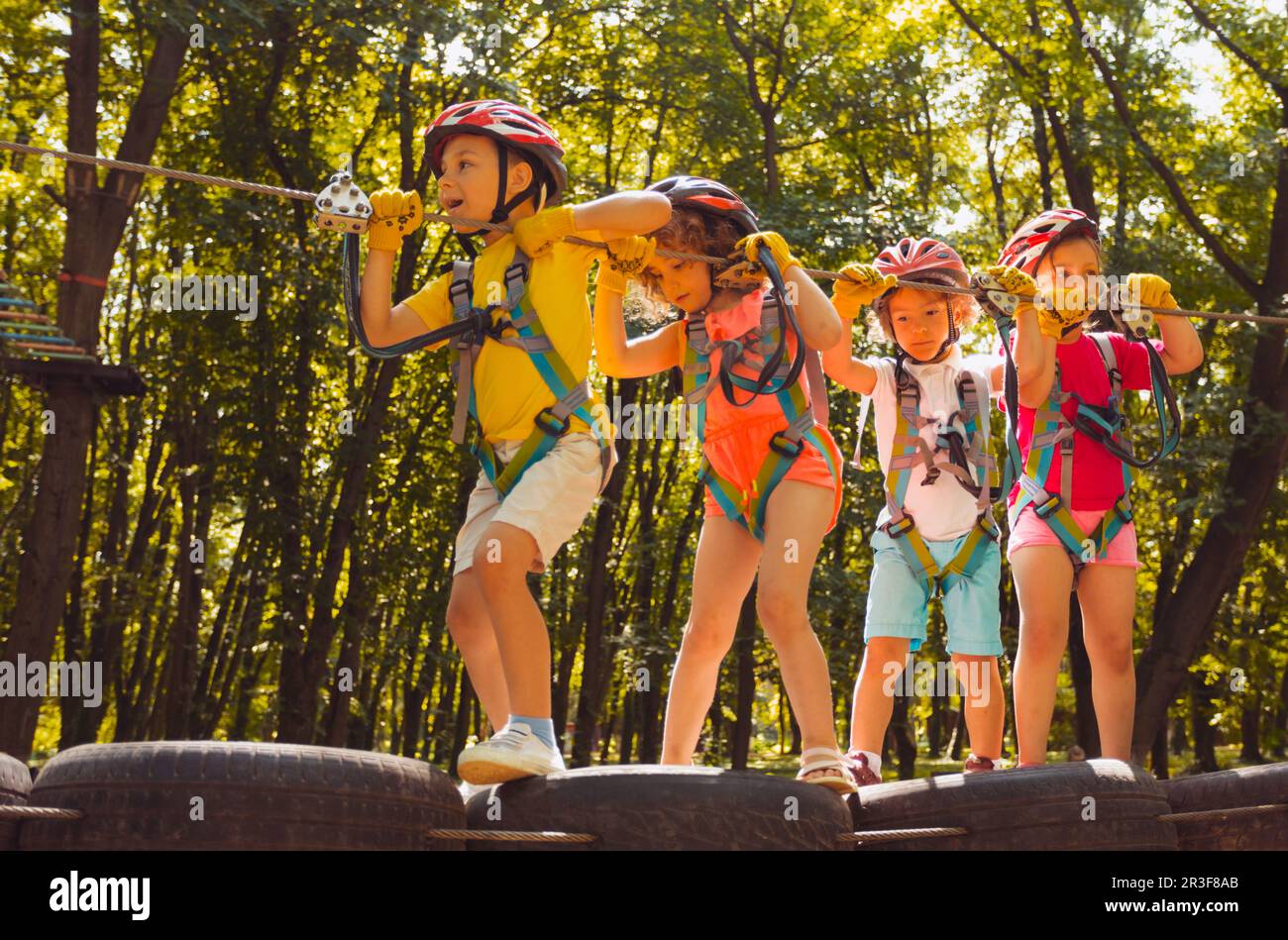 Rope route park hi-res stock photography and images - Alamy