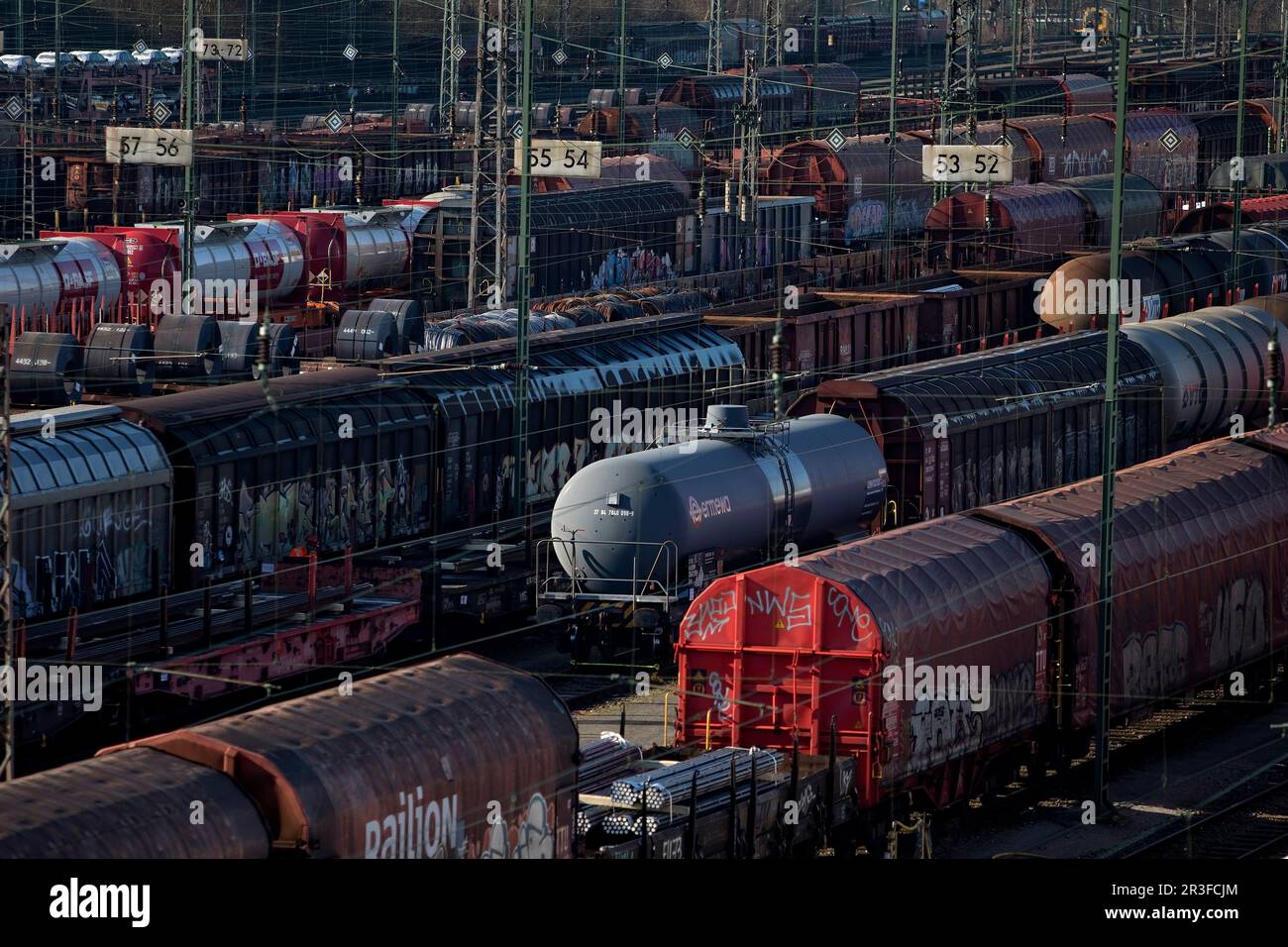 Train formation facility, marshalling yard, freight trains, Hagen, Ruhr ...
