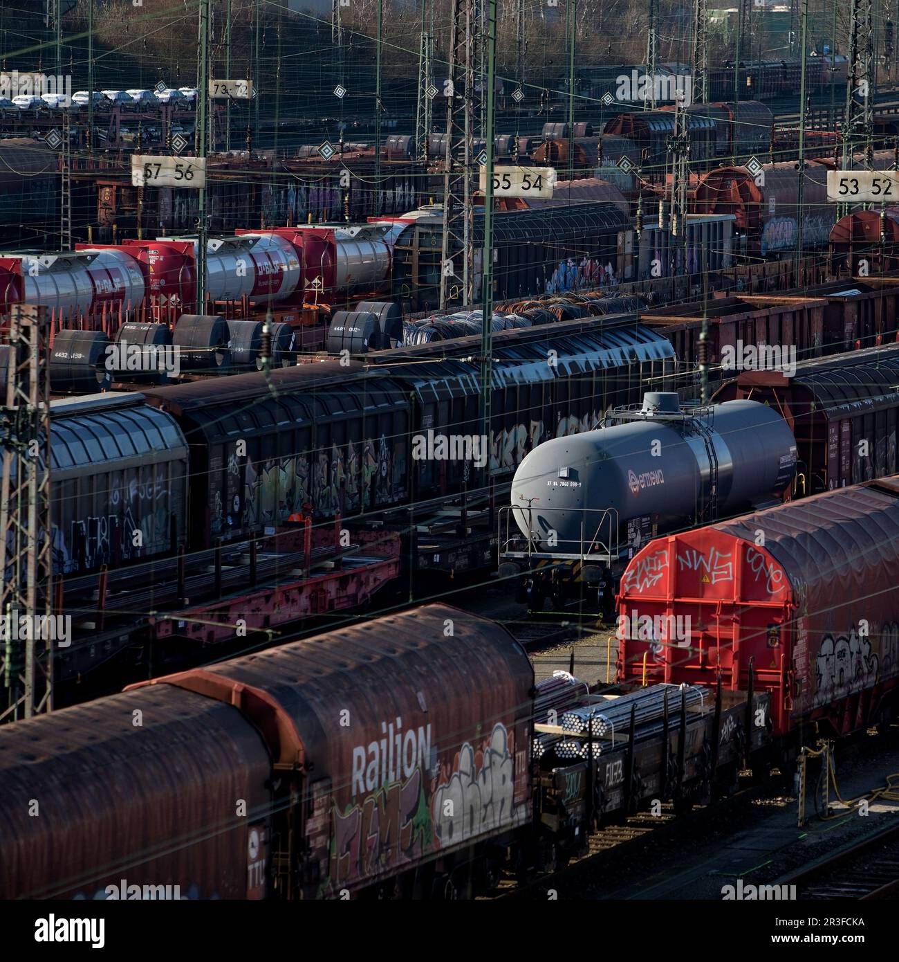Train formation facility, marshalling yard, freight trains, Hagen, Ruhr ...