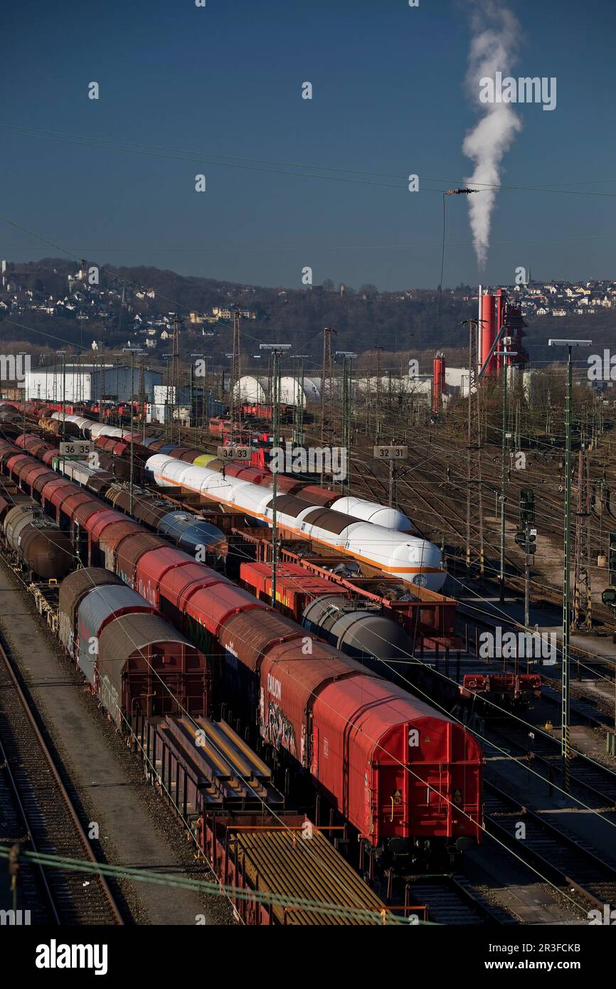 Train formation facility, marshalling yard, freight trains, Hagen, Ruhr ...
