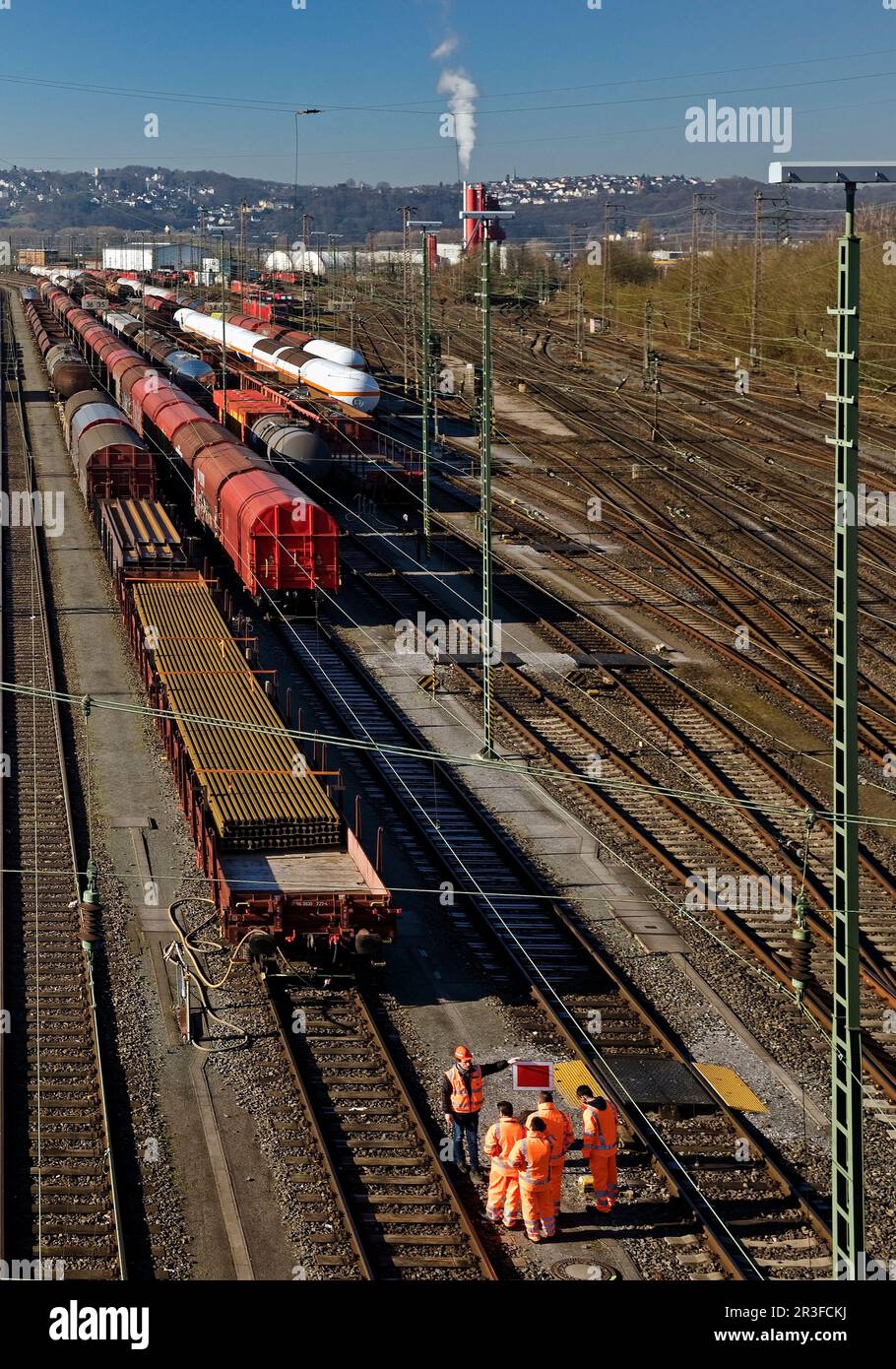 Train formation facility, marshalling yard, freight trains, Hagen, Ruhr ...
