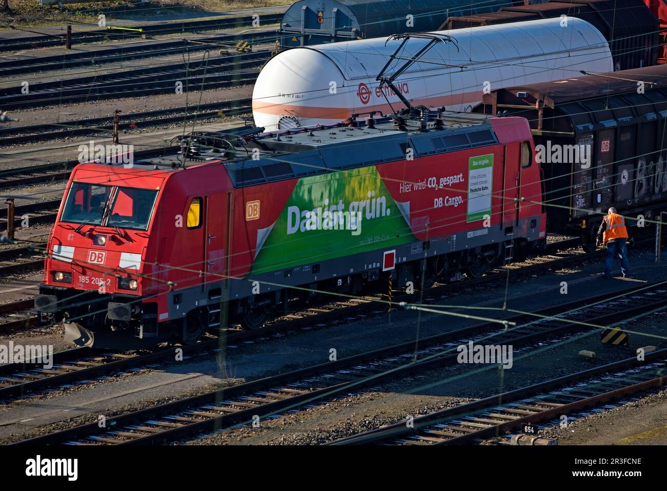 Train formation facility, marshalling yard, freight trains, Hagen, Ruhr ...