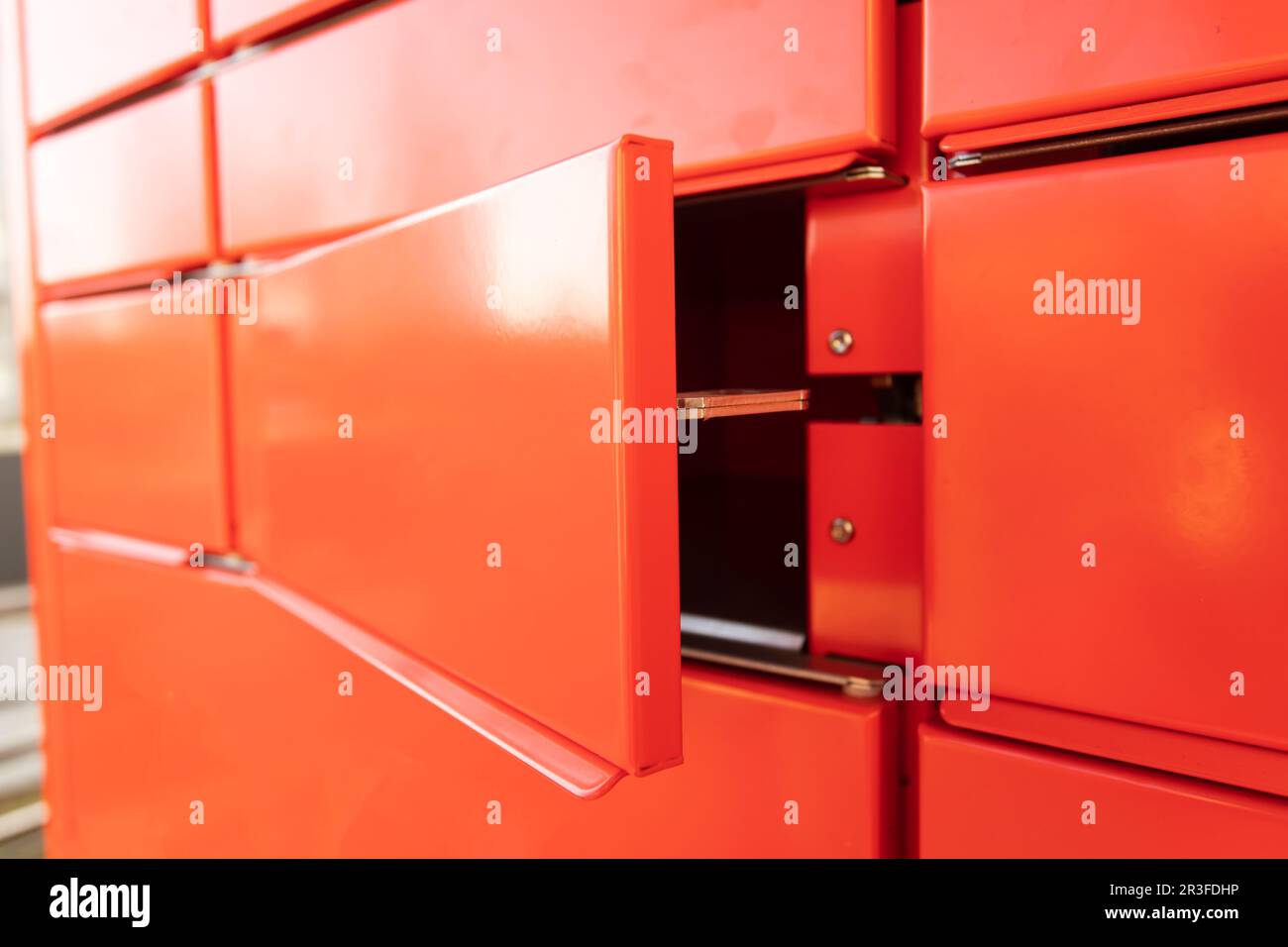 Modern courier service hi-res stock photography and images - Alamy