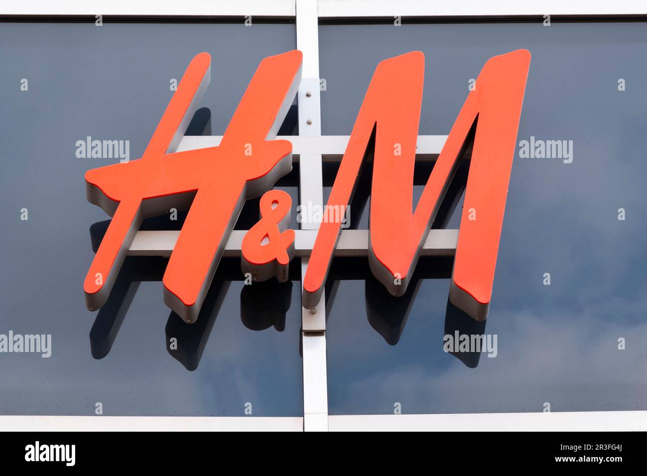 Sign and Logo of H & M Stock Photo - Alamy