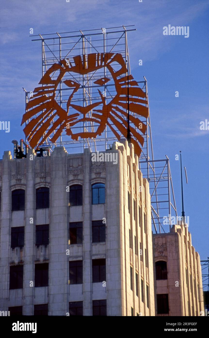 Lion signs hi-res stock photography and images - Alamy