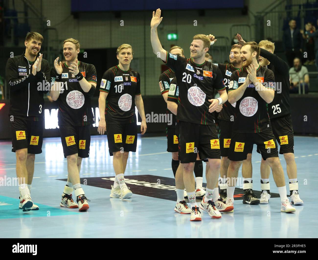 Phase 2021 2022 hi-res stock photography and images - Alamy