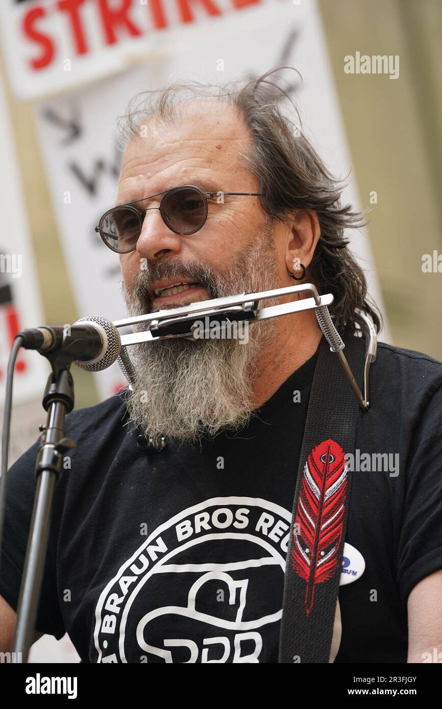 Nbcuniversal offices at 30 rock hi-res stock photography and images - Alamy