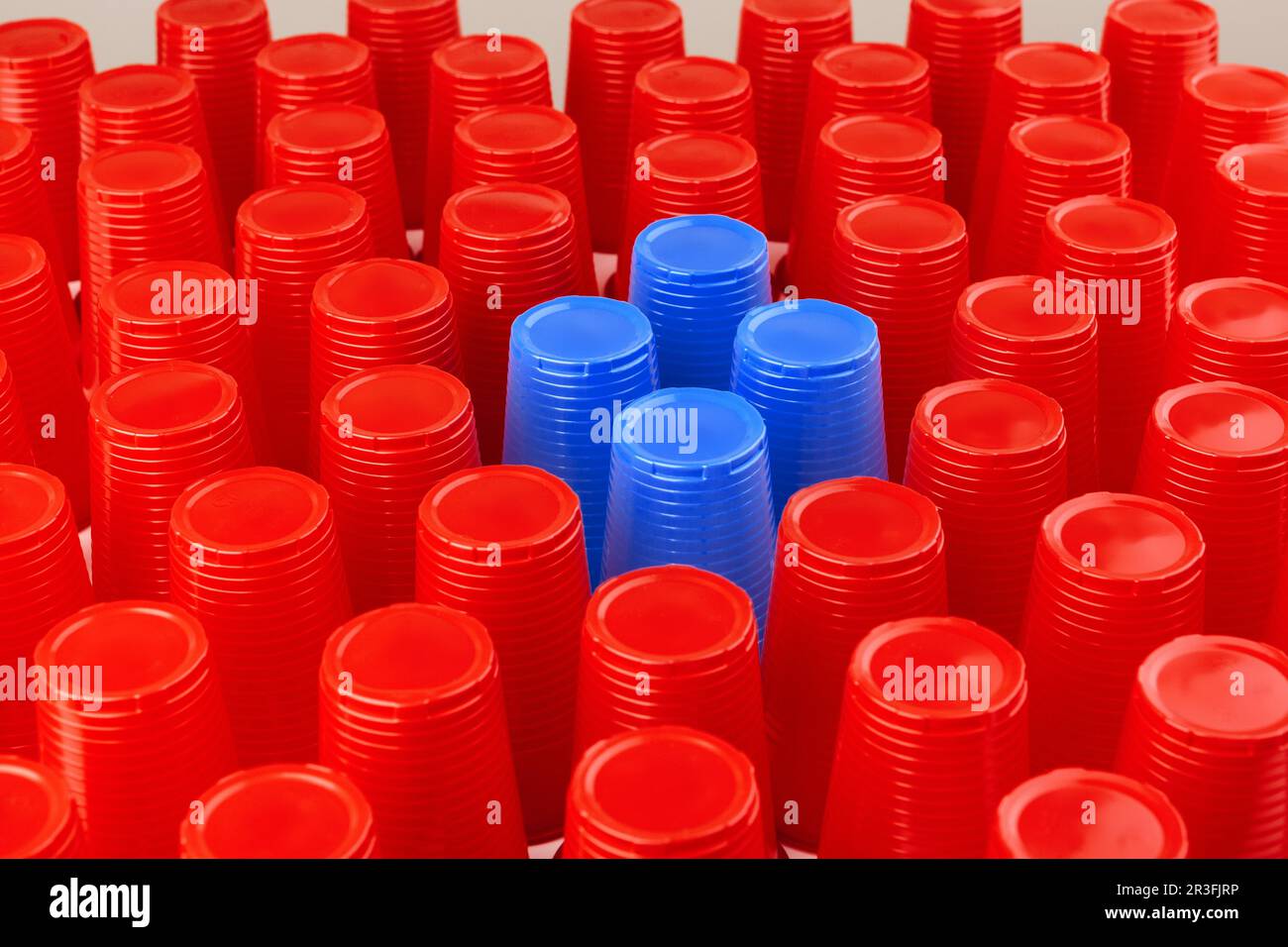 Large group of disposable plastic cups, red and blue Stock Photo - Alamy