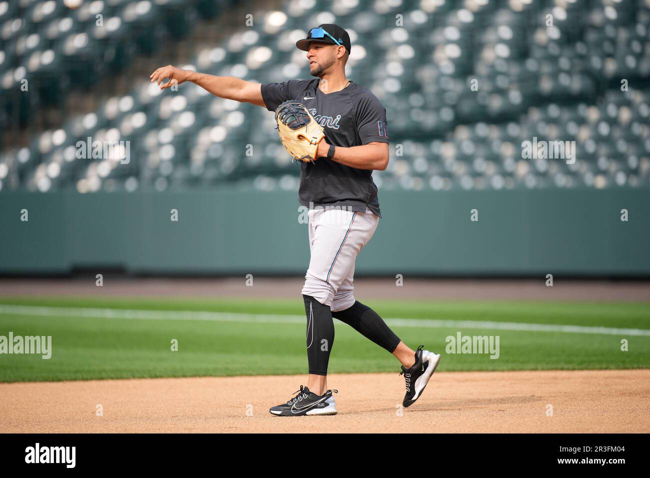 Miami Marlins first baseman Yuli Gurriel warms up before a baseball ...
