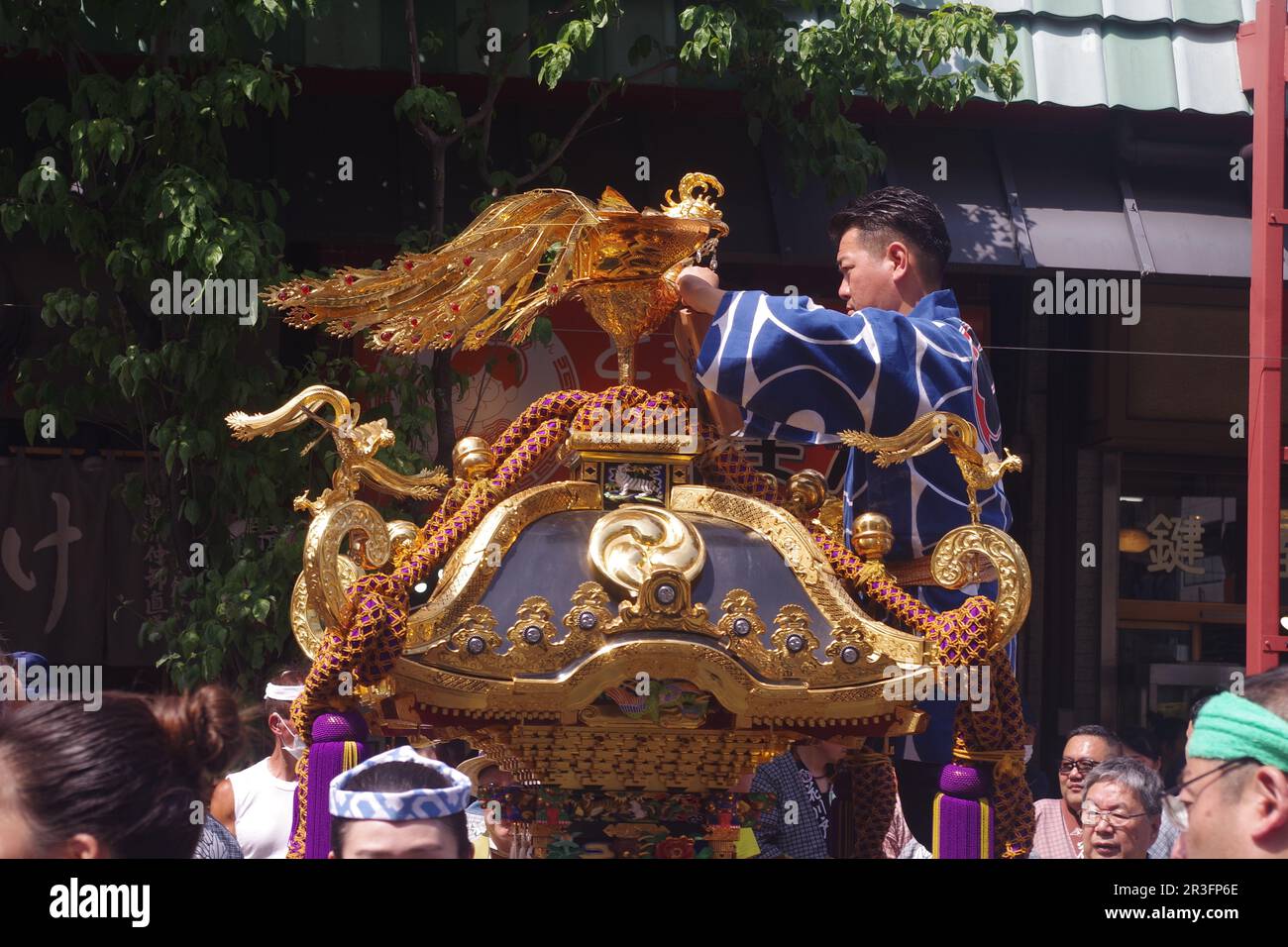 Man and Mikoshi (Portable Shrine) at Sanja Matsuri, Asakusa, Tokyo ...